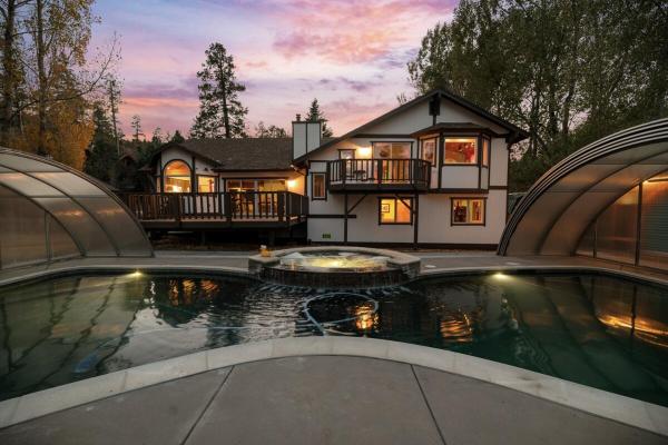 Four Season Escape, Cozy Big Bear Cabin With Pool, Jacuzzi & Sauna - Big Bear, CA