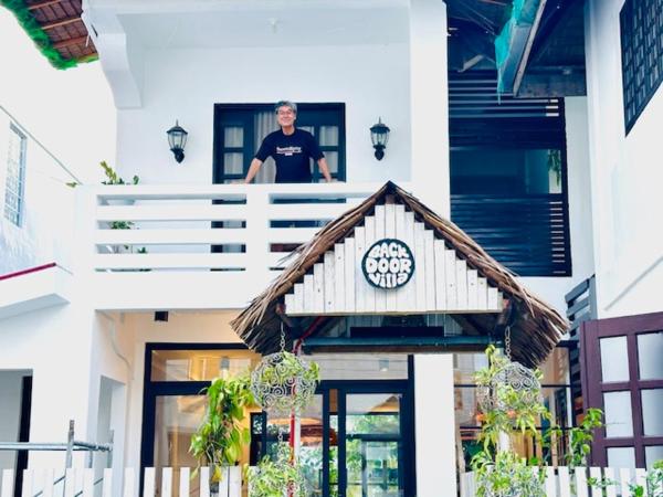 Backdoor Villa - Baler