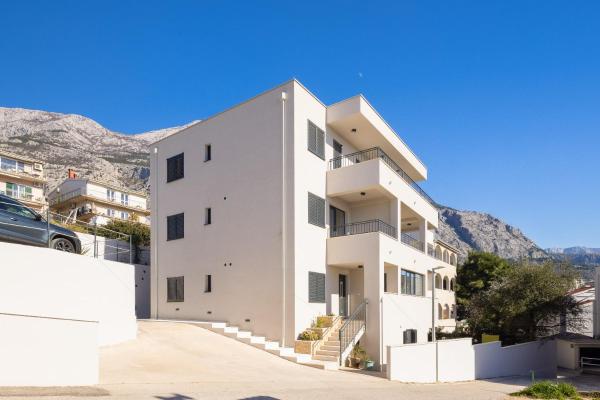 Apartments Juranović - Makarska