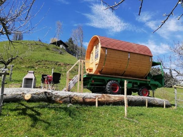 Auszeit-wohnfass Im Grünen Für 2 Erw Und 2 Kl Kinder - Canton de Berne