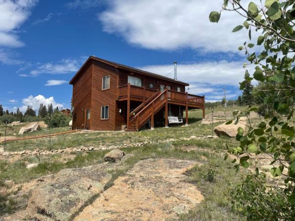 Stunning Secluded Mtn Getaway, Picturesque Views - Tarryall Reservoir, Jefferson