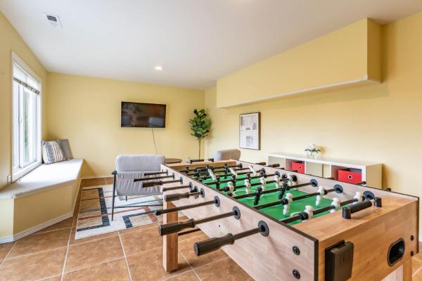 Spacious & Serene 6-br Family Retreat In Kirkland - Bothell, WA