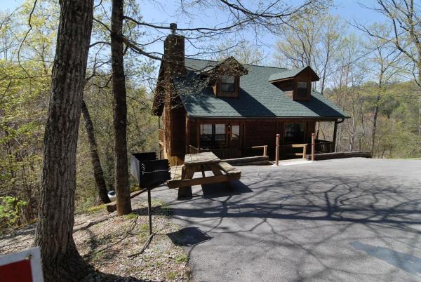 Dances With Wolves - Gatlinburg, TN