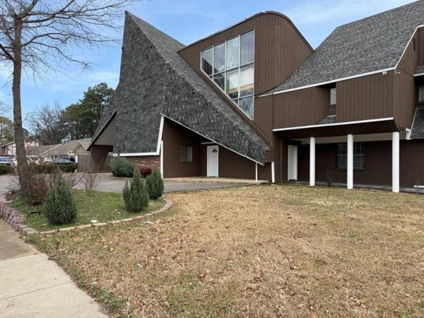 Stylish Remodeled 23 Large Beds Near Elvis Presley - Memphis, TN