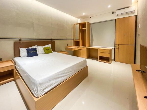 Urbanview Tigatuju Living Blitar - Karangsari