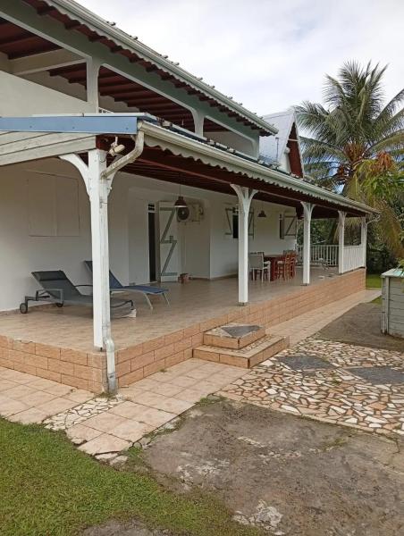 Maison Charmante à Lamentin Avec Vue Sur La Mer - Guadeloupe