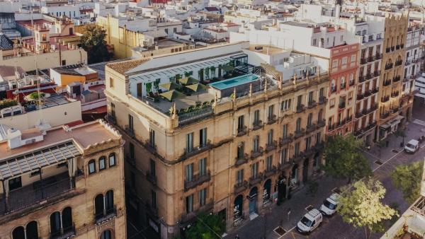 Aquitania Home Suites - Seville, Spain