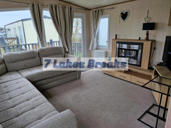 7 Lakes Breaks At 7 Lakes Country Park - Lincolnshire