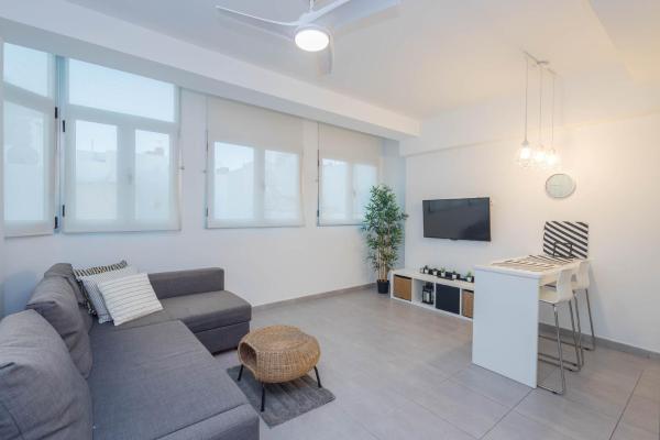 Apartamento Muy Luminoso En Playa De Las Canteras - Las Palmas de Gran Canaria, España