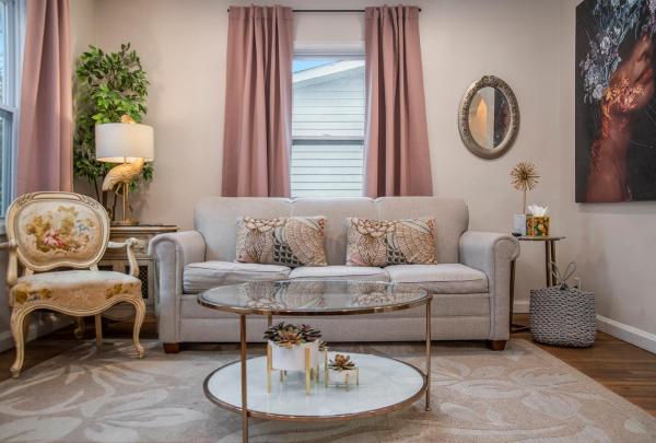 Sweet Rose Cottage A Romantic Getaway - Nebraska