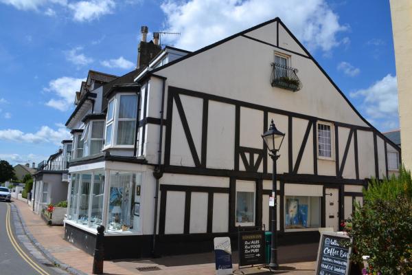 The Flat, 47 Fore St - Dawlish