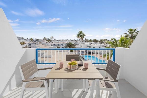 Sea View Terrace, 3 Min Beach Pool & Fast Wifi - Puerto del Carmen