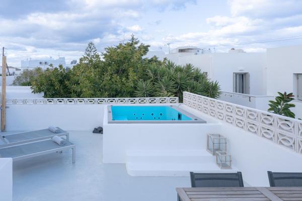Swell S2 Maisonette With Private Jacuzzi In Naousa - 파로스