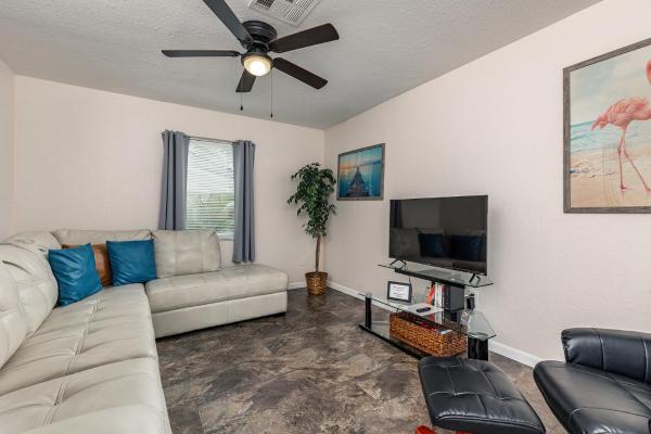 Luxurious 2 Bedroom Near Innisbrook Golf Resort! - Holiday, FL