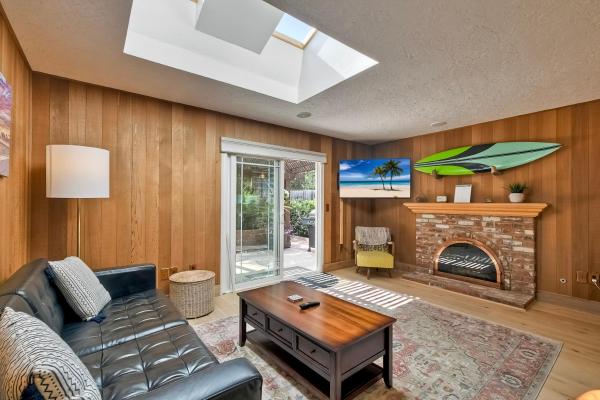 Hot Tub, Fire Pit, Bbq, Shuffleboard, Walk To Beach - Carlsbad, CA