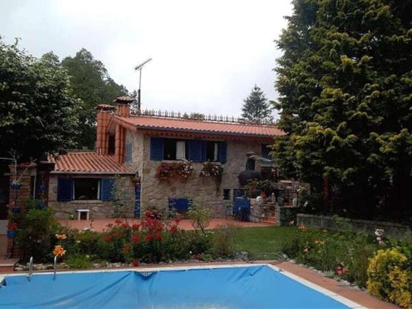 Holiday Home With Pool Near Viana - District de Viana do Castelo