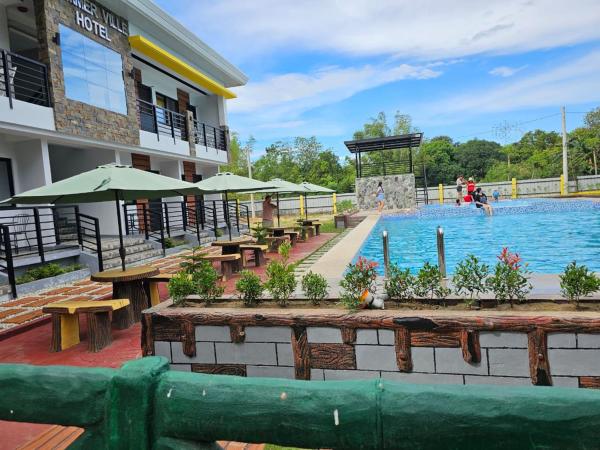 Summerville Hotel And Resort - Bongabon