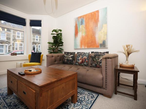Coronation View By N And N Stays, Great Location & Perfect For Workers, Contractors And Families Visiting The Area, Long Stay Disc Available - Bath
