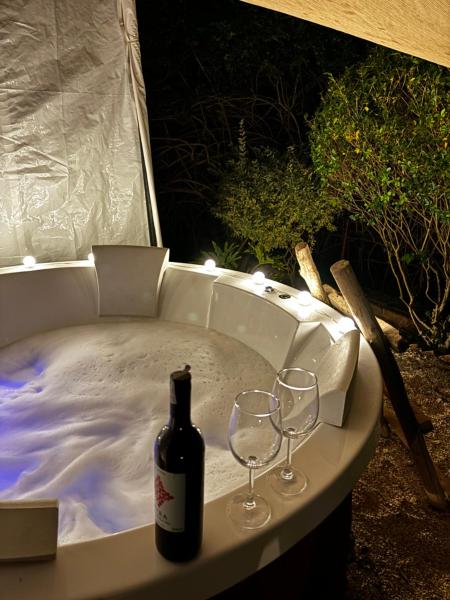 1111 Villa - The Human Happiness Project - Mukteshwar - ------------- ---------------- --------------------- ------------------------------ --------------------------------------------- ------------Jacuzzi - Private Property With Garden And Orchard - Mukteshwar