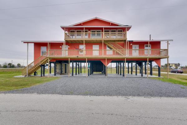 9 Mi To Crystal Beach Pet-friendly Apt With Balcony - Galveston Beach