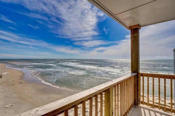 Beachfront Bungalow 301 - North Topsail Beach, NC
