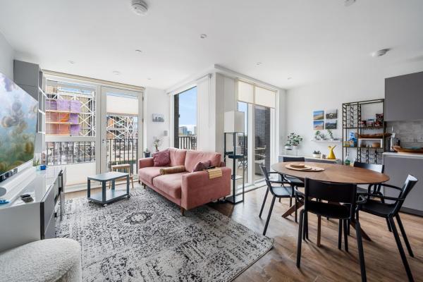 Impeccable Modern 2br Apartment Peachy Stays - Ravensbourne University London