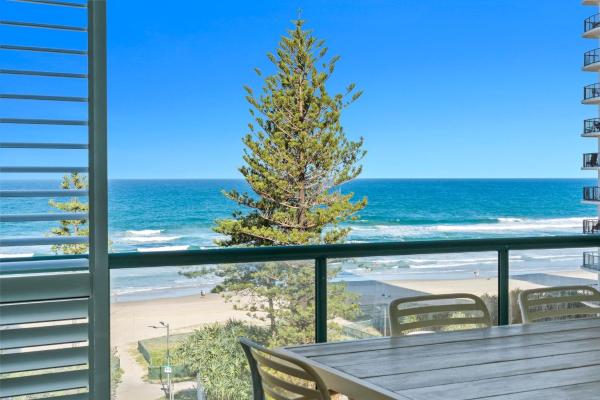 Emerald Sands Holiday Apartments - Broadbeach