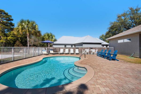 Beach Retreat - Florida Panhandle, FL