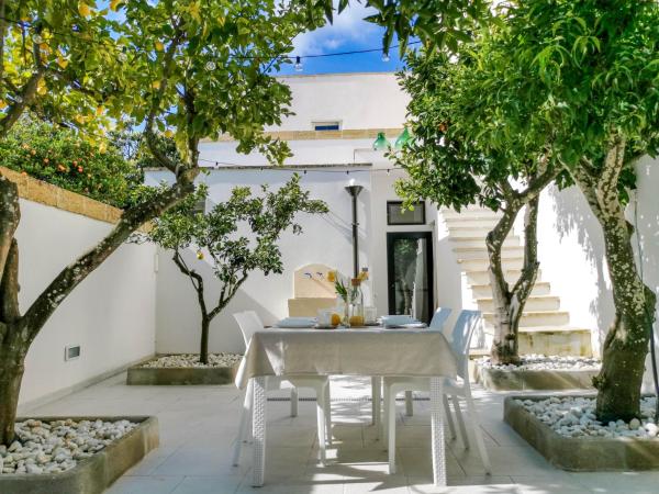 Il Cortile Degli Aranci - Santa Cesarea Terme