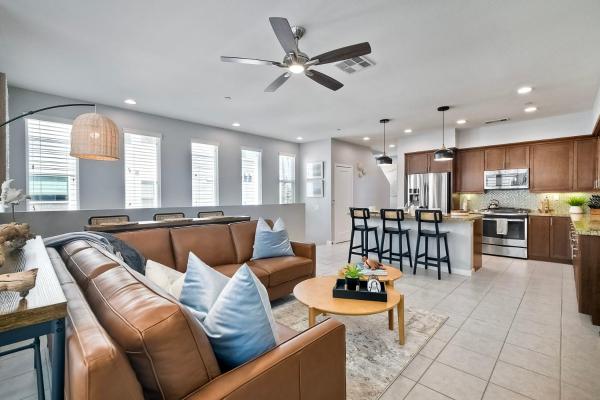 301 Cassidy Street Unit 10 - Oceanside, Californie