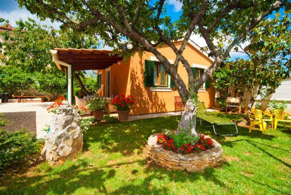 Cherry A2+2, Pool Apartment - Pula