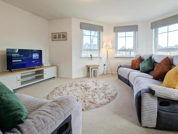 Pilmuir Apartment 3 Bed 2 Bath - Dunfermline