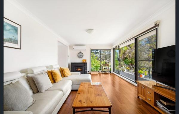 Spacious 5 Bedroom 3 Bath Three Sisters Getaway - Katoomba