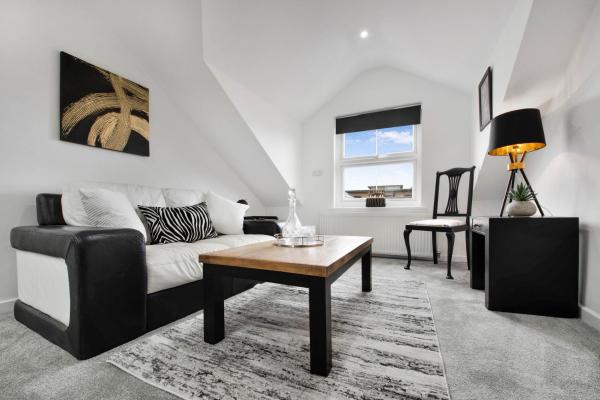 Whiskawaystays - Field House - Apartment 1 - Worcester