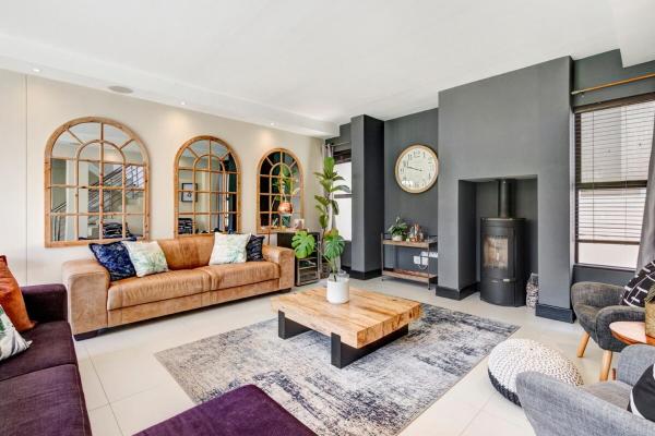 3 Bedroom Villa In Big Bay - Kapstadt