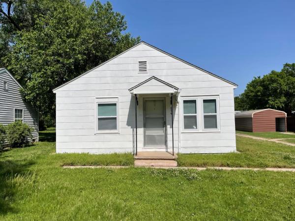 Everything You Need - 1 Br 1 Ba Wifi Smart Tv Qn Bed Coffee - Derby, KS