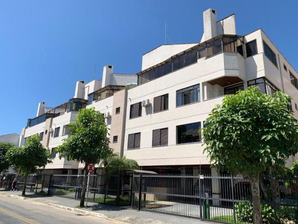 Apartamento De Dois Quartos Para 6 Pessoas Em Canasvieiras A Uma Quadra Da Praia Em áRea Nobre - Florianópolis