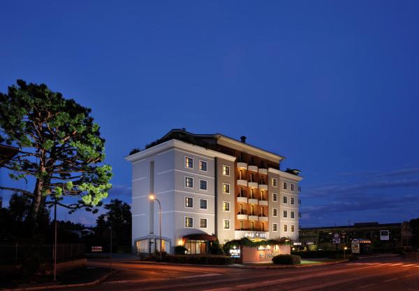 Poli Hotel - Saronno