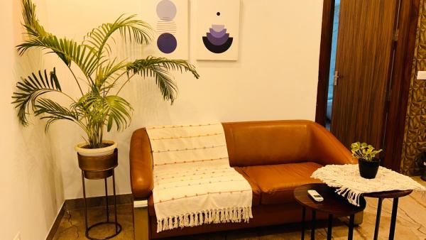 Liv Regalia Suites - Medanta Hospital, Sector 39, Gurgaon - Gurugram