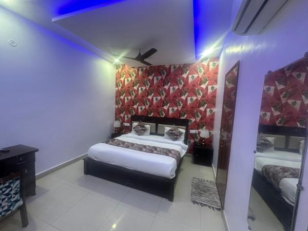 Hotel Ks Grand Banquet - Kanpur