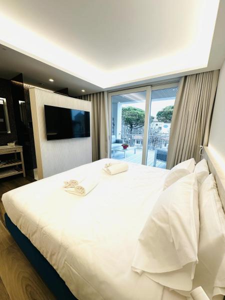 Wine Hotel Lugana Parco Al Lago - Desenzano del Garda