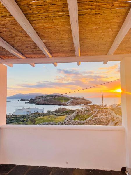 Iosub Houses & Studios - Amazing View Studio In Koumbara - Ios