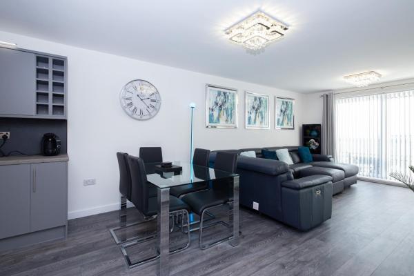 Waters Edge - Oldham