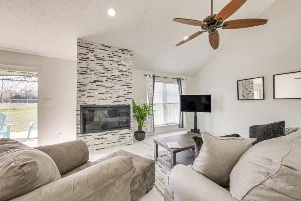 1 Mi To Lake Jacksonville Pet-friendly Home - Jacksonville, TX