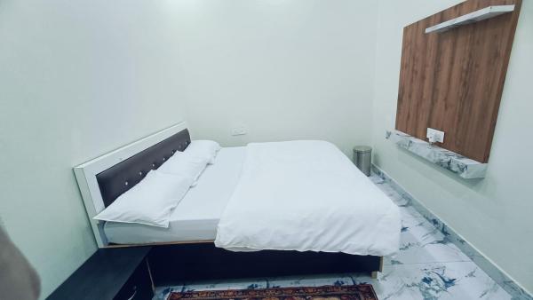 Hotel Keshav Kunj - Ayodhya