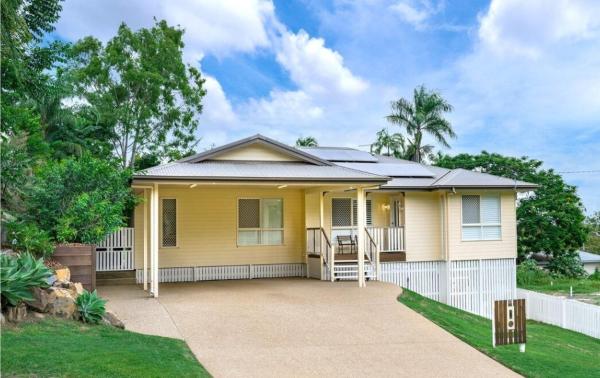 Lamington Cottage - Rockhampton