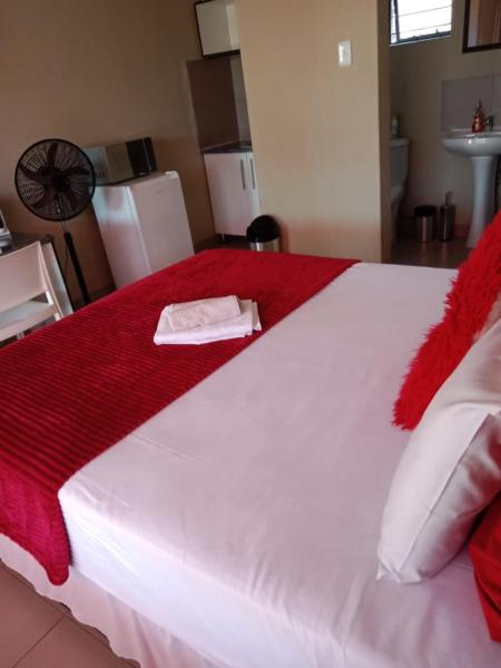 Rasesa Guesthouse - Hammanskraal