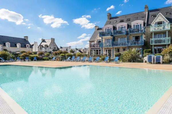 Charmante Maison à Guilvinec Avec Piscine Partagée - Loctudy