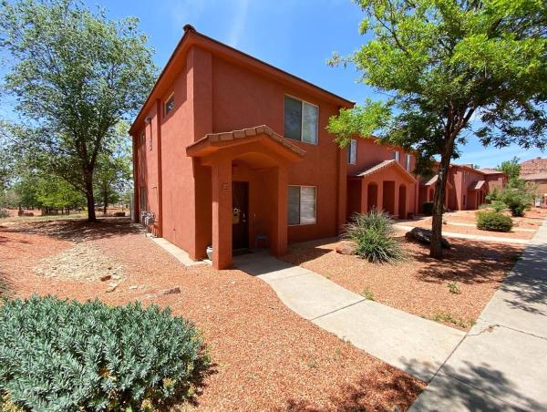 Pool & Hot Tub Close To Hiking Trails In Kanab - Kanab, UT