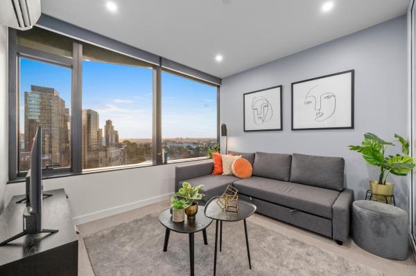 Restful Cbd Park Views Retreat - Rod Laver Arena
